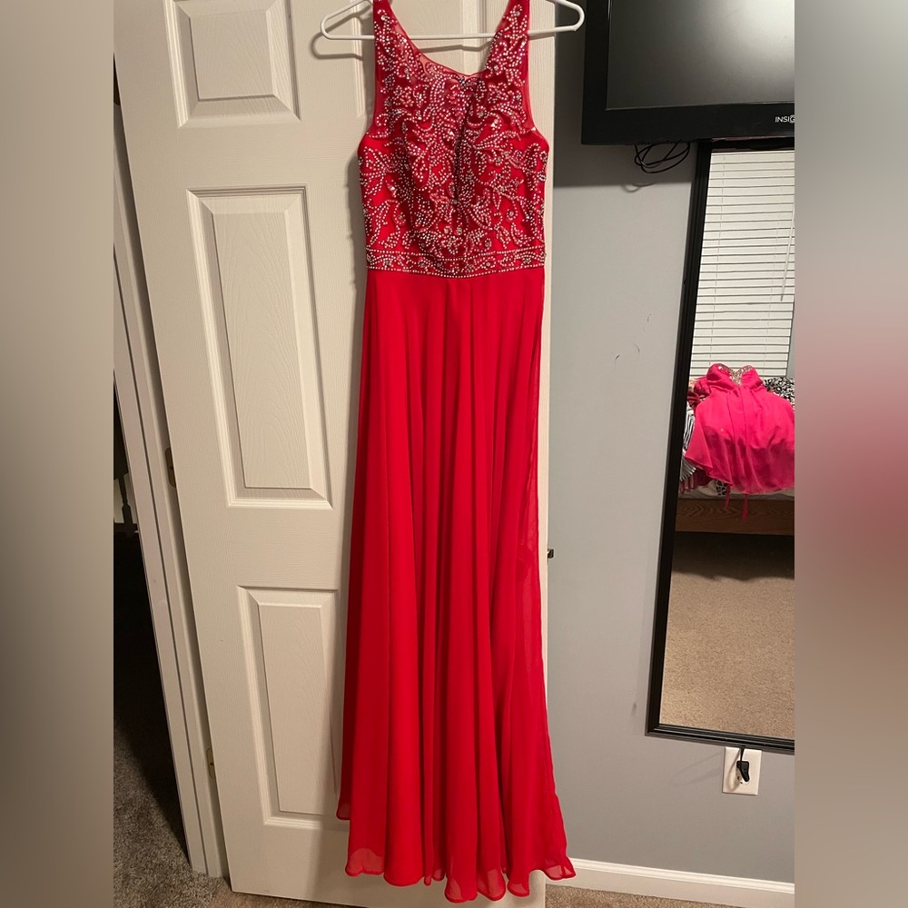Red Prom Dress, Only Wore Once, Flexible With Price, … - Gem